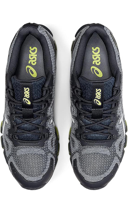 Кроссовки бренда Asics