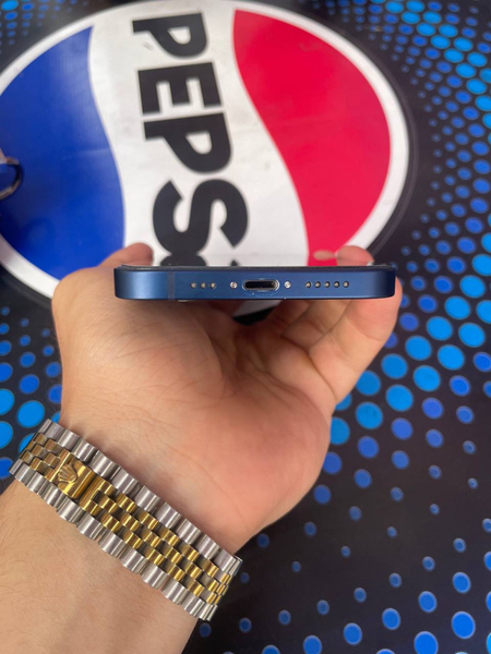 Iphone 12 330$ yangi