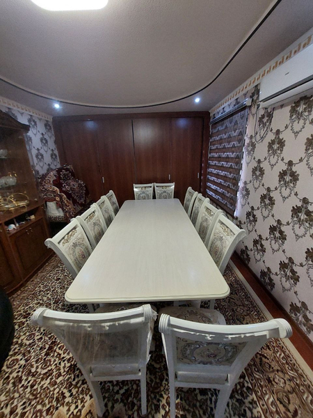 Стол и стулья бу