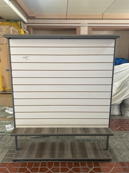 Vitrina sotiladi 2metrdan baland