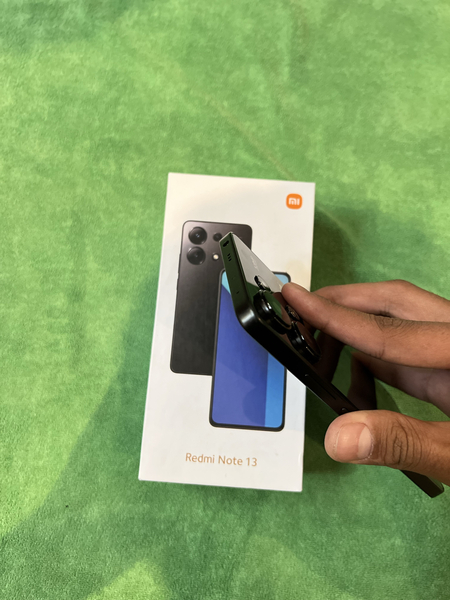 Redmi note 13 8/128 idial