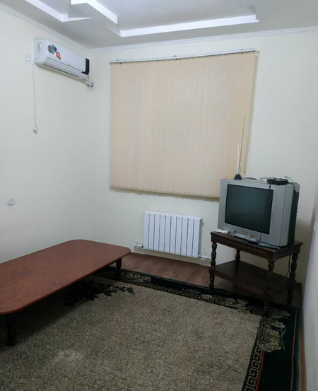 Kvartira sotiladi.