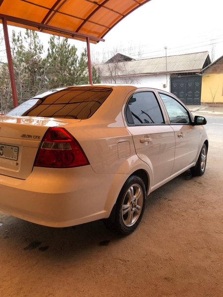 Nexia R3, poz.  style
