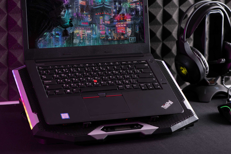 Охлаждающая подставка ноутбука 2E Gaming 2E-CPG-004