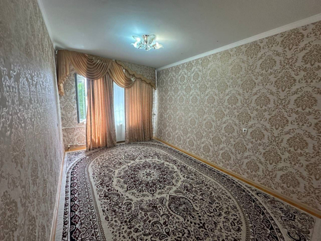 Продается квартира в Юнуабаде