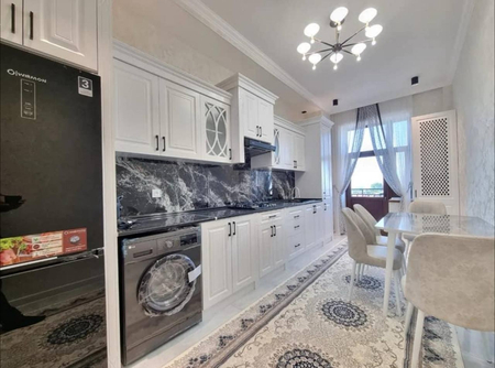 Продаю 3х ком.Люкс.кв. новостройка 99м² ул.Гагарина  4-этаж с лифтом