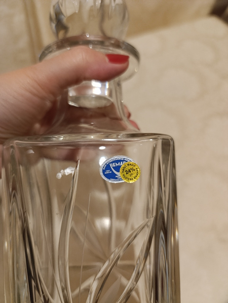 Продаю хрустальные графины для виски - новые!