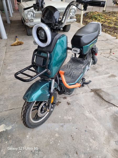Sukuter sotiladi