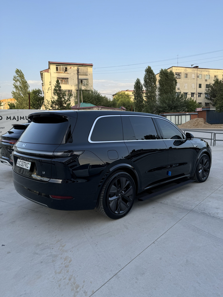 Lixiang L9 Ultra 2024