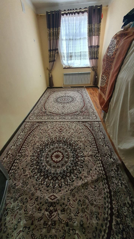 Uy ijaraga beriladi Qarshi shaxri Kola magazen yonida 2 xona 5-etaj