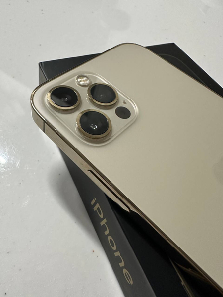 iPhone 12 Pro срочно