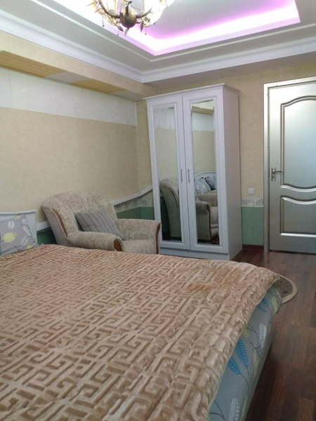 Продается 2 ком квартира Ц-5 с мебелью срочно