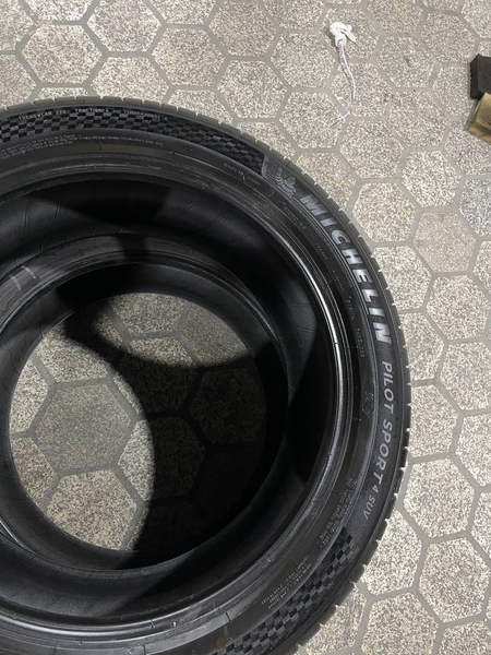 Michelin pilot sport 4 265/45/21 новый !!