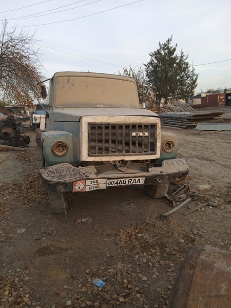 Gaz 53 sotiladi yaxshi xolatda