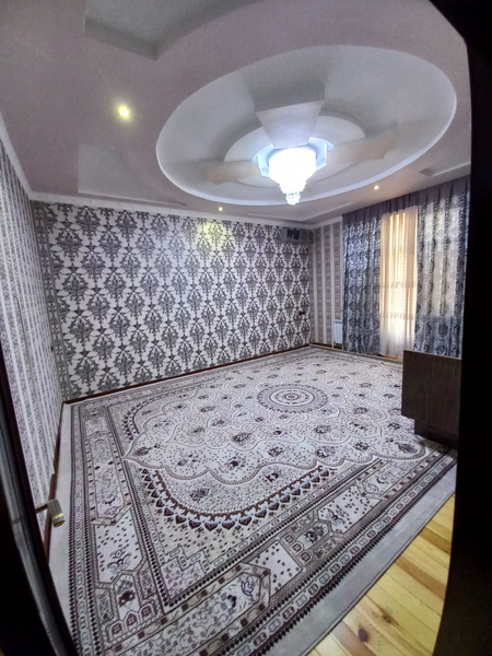 Квартира ижарага берилади 3 хонали, 4 этажда жойлашган