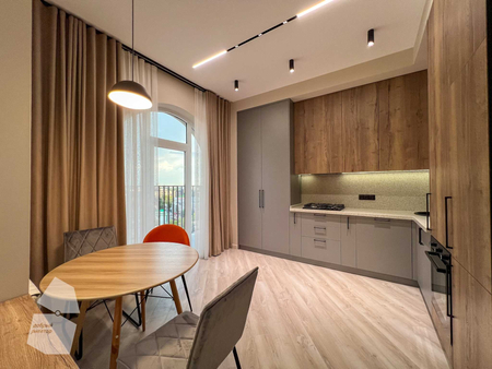 (Добрый) NRG Mirzo Ulugbek, 42 м², 1/8/11, Яркая студия
