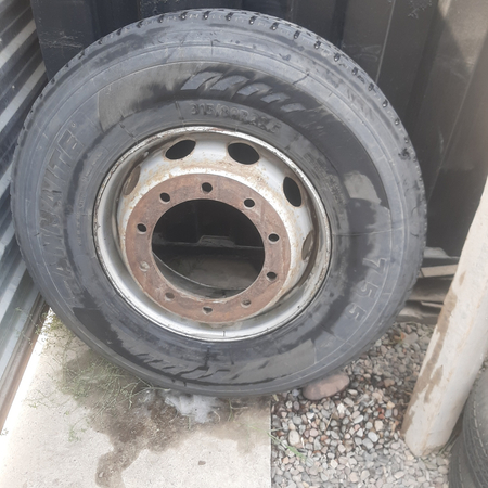 Продаётся Грузовая шина с диском 315/80r22.5