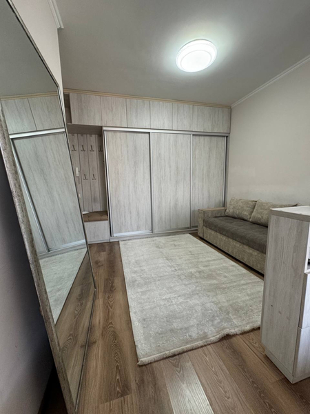 Ул Махтумкули новастройка 1*2 ком 3 этаж 9 этажка все ест фото реално