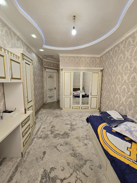 Продается 3 ком. Квартира на 2 этаже площадью 103 кв.м ор. 17 школа