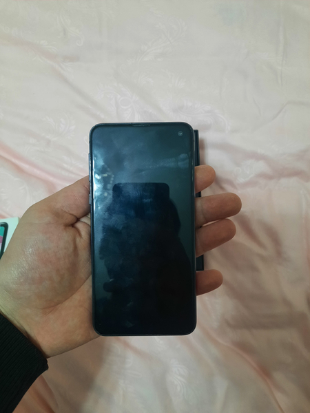 Samsung galaxy S10e