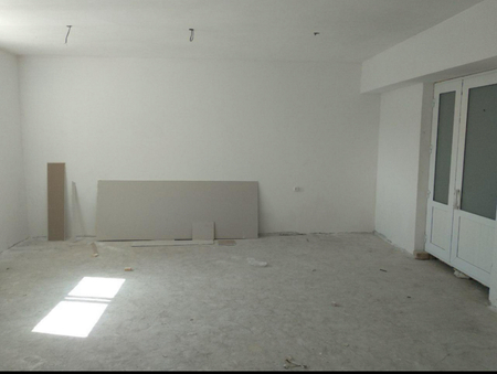 Ofis uchun pomesheniya 305m2 qulay lokaysiya! Narh 1m2 uchun.