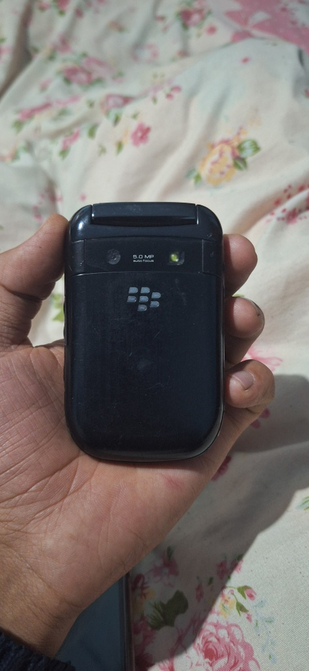 Blackberry 9670 ideal\\n50 y.e. kelishilgan
