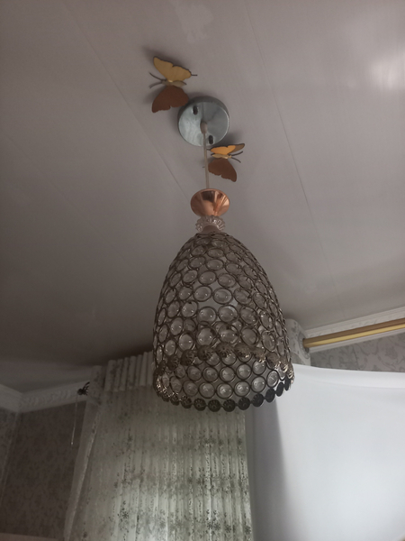 Продам свои люстры