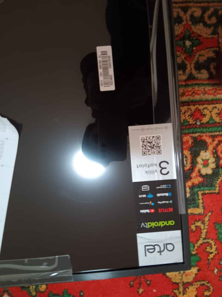 Televizor, Artel 43