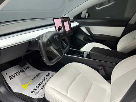 Tesla model 3 startech