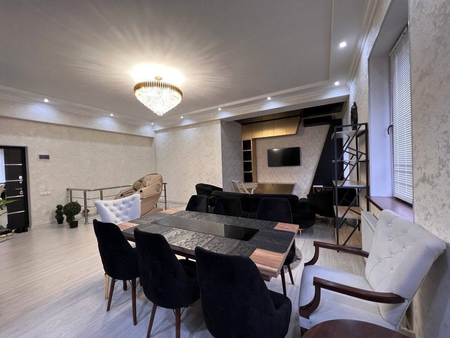 Продаётся 3 комнатная квартира в ЖК Parkent Avenue с цокольным этажом
