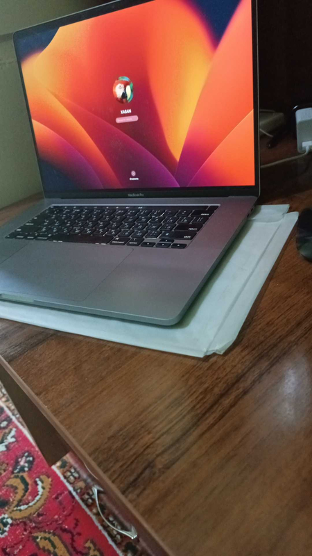 Apple Macbook A2141,