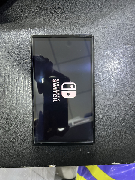 Nintedo switch oled в подарок три игры