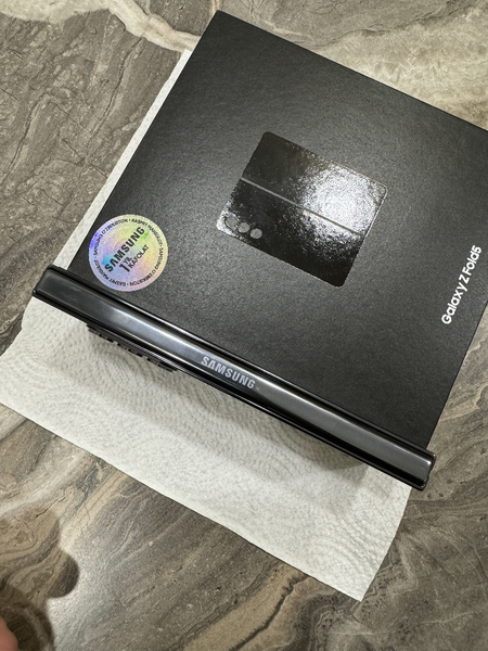 Samsung galaxy z fold 5