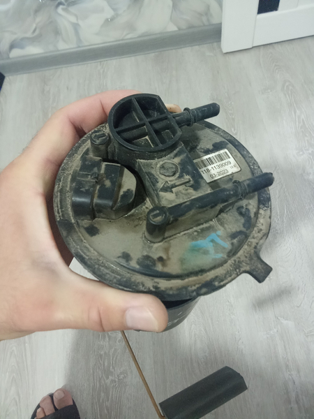 Бензонасос в сборе на Ладу Ваз
