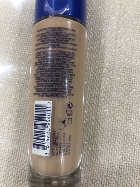 Тональный крем Английского брэнда Rimmel оригинал!