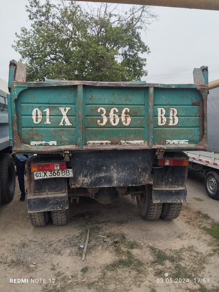 Zil 4502 sotiladi