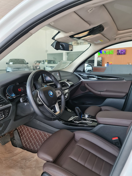 BMW IX3 Xdrive 620км