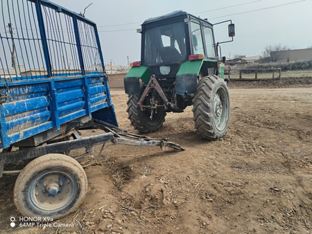 Traktor juda ideal tayyor holatda