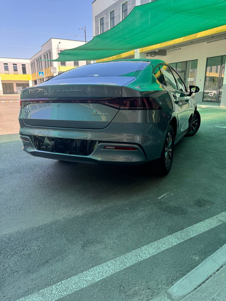Byd qin plus hybrid