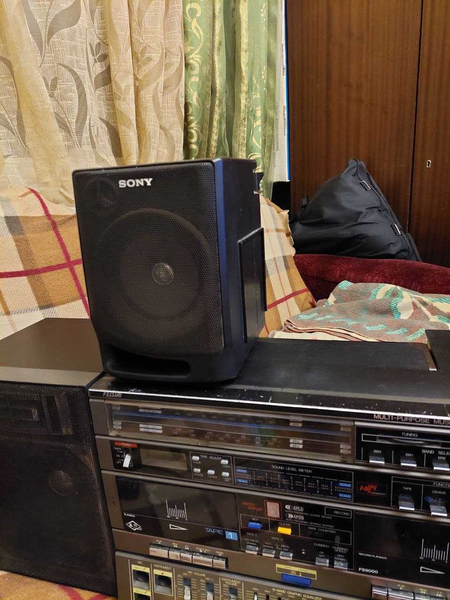 Продам звуковую колонку