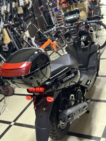 Tank skuter скутер танк 150 куб