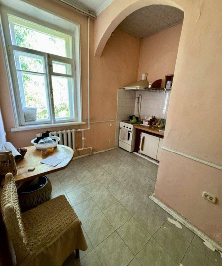 Квартира Ракат махалля Аския базар 1/3/3 кирпич высокопотолок 40м2