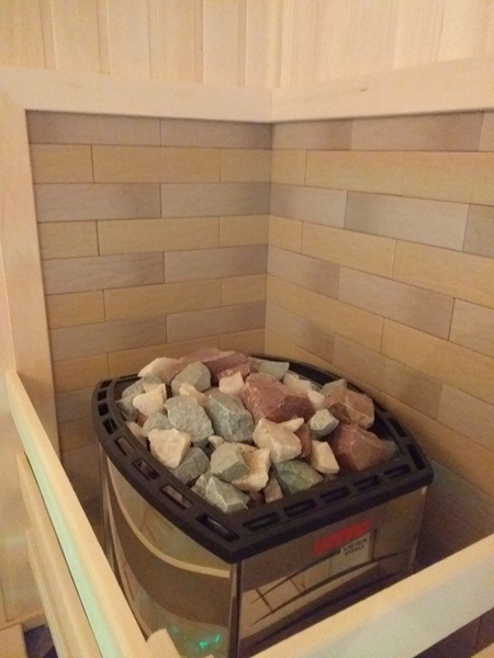 Sauna noldan boshlan qurib beriladi,undan tashqari elektrik ishlari
