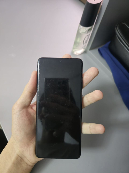 SAMSUNG S20+ 8/128