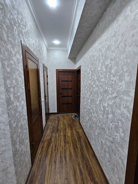 2 xonali 65m² 3-qavat uy sotiladi