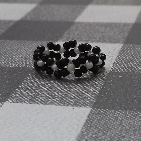 Украшения из бисера