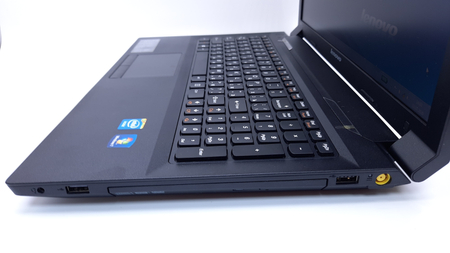 Notebook lenovo sotiladi