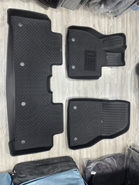 Salon polik BYD L