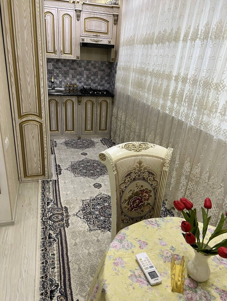 Продается 2/4/4 ц4