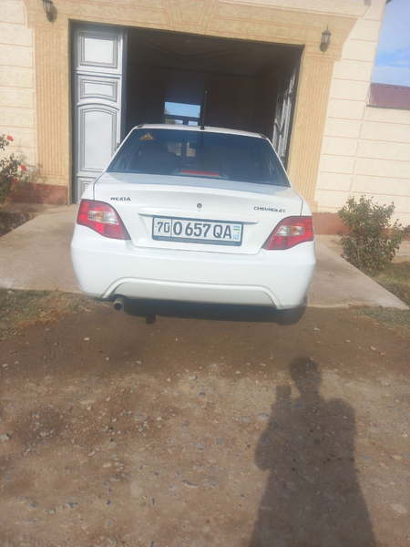 Nexia2 Chevrolet sons